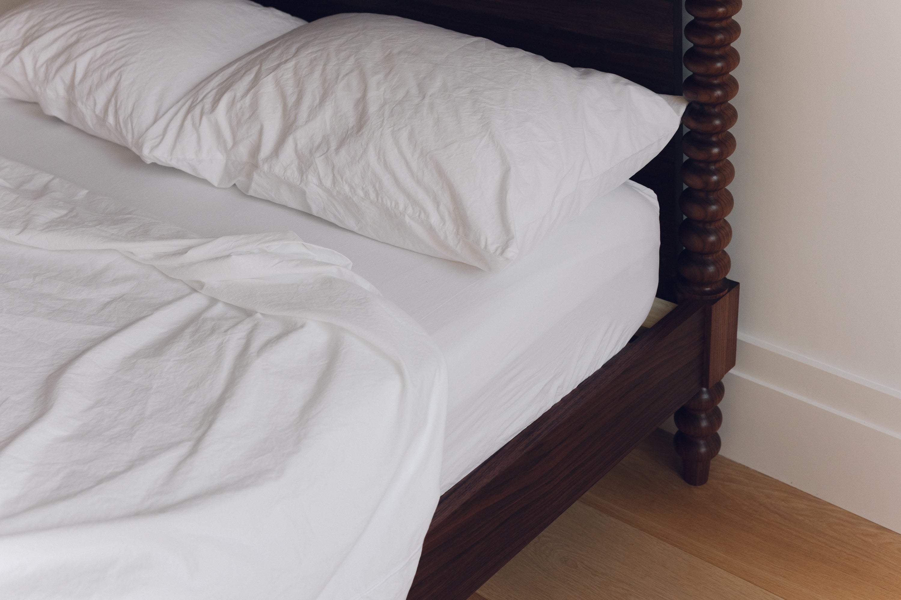 Bobbin Bed — Galvin Brothers